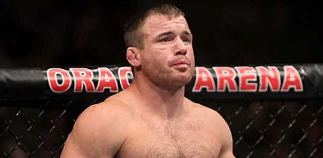 Check Out The Welterweight Clash Between Matt Hughes And Matt Serra At ... Check Out The Welterweight Clash Between Matt Hughes And Matt Serra At ...