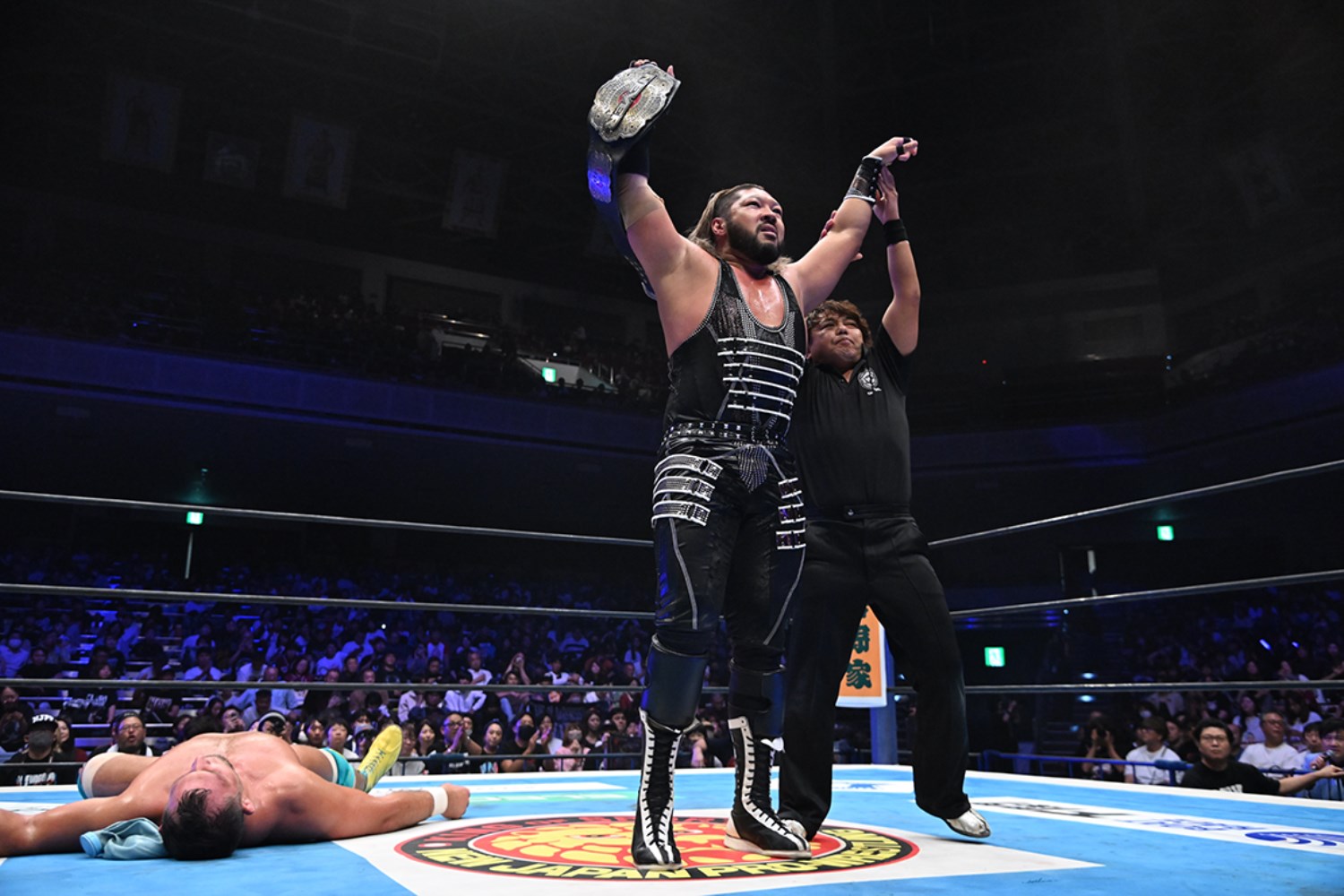 EVIL Beat Oleg Boltin To Capture The NEVER Openweight Championship At NJPW's KING OF PRO WRESTLING