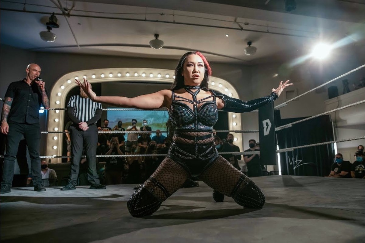 Former PCW ULTRA Women's Champion Viva Van Says She's Signed A Contract ...