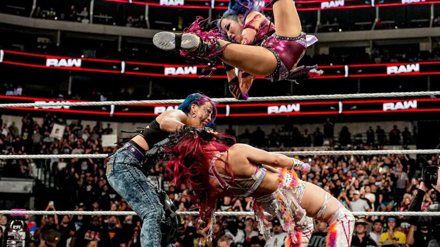 Iyo Sky Promises To Wipe The Floor With Asuka and Kairi Sane At CROWN JEWEL