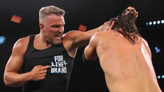 WWE Makes MAJOR Change To SMACKDOWN Commentary Team By Pairing Michael ...