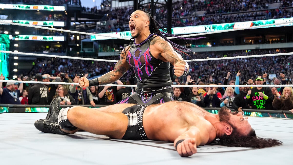 WWE WRESTLEMANIA Night 2 Results: A Shocking Money In The Bank Cash In ...